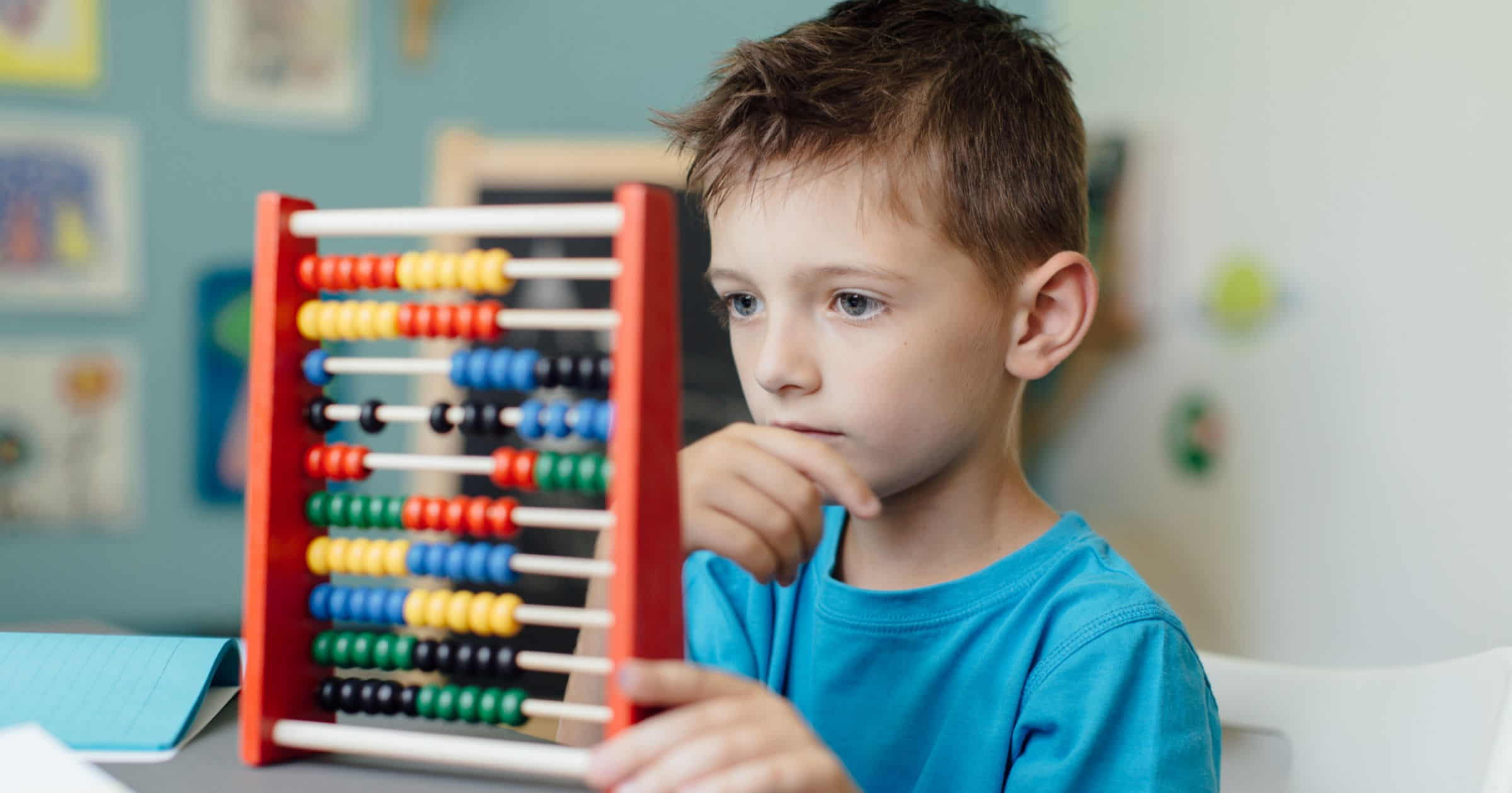 Discapacidad visual en niños: desafíos y adaptaciones
